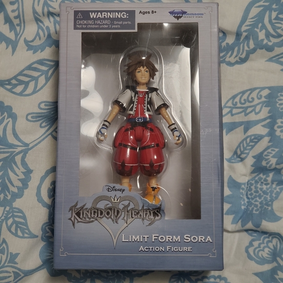 Disney | Other | Kingdom Hearts Limit Form Sora Action Figure | Poshmark